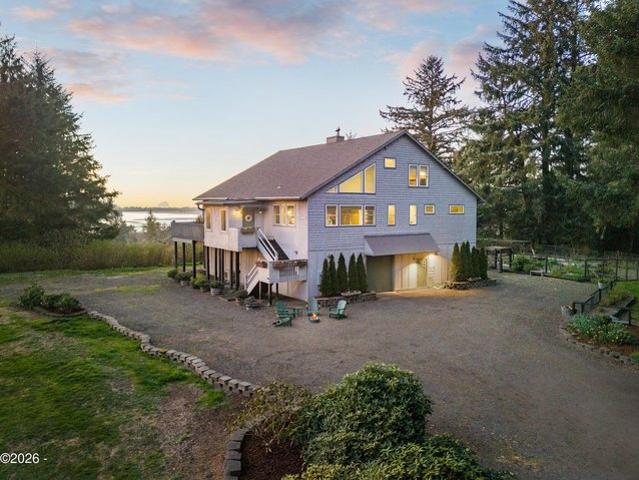 40195 Little Nestucca River Rd, Cloverdale, OR 97112