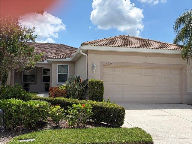 4019 Cascade Falls Dr, Sarasota, FL 34243