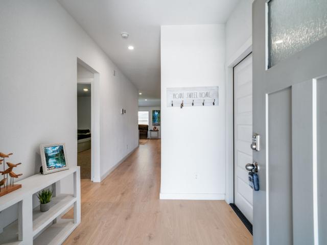 4019 Pierce Place Lane
