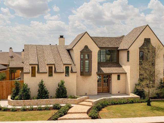 4019 th St, Lubbock, TX 79423
