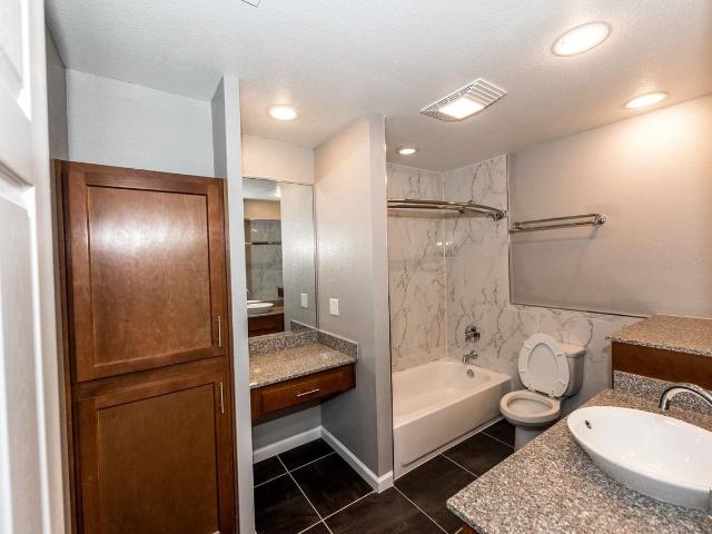 4019 Vance Jackson 1 Bedroom Apartment for Rent at 4019 Vance Jackson Rd, San Antonio, TX 78213