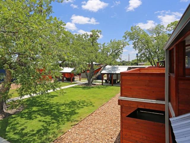 4019 Vance Jackson 2 Bedroom Apartment for Rent at 4019 Vance Jackson Rd, San Antonio, TX 78213