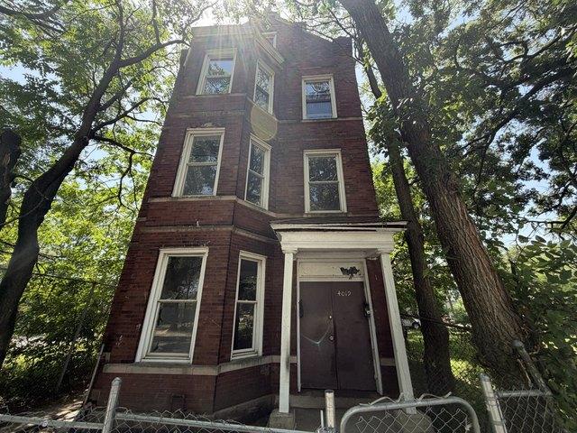 4019 W 16th St, Chicago, IL 60623