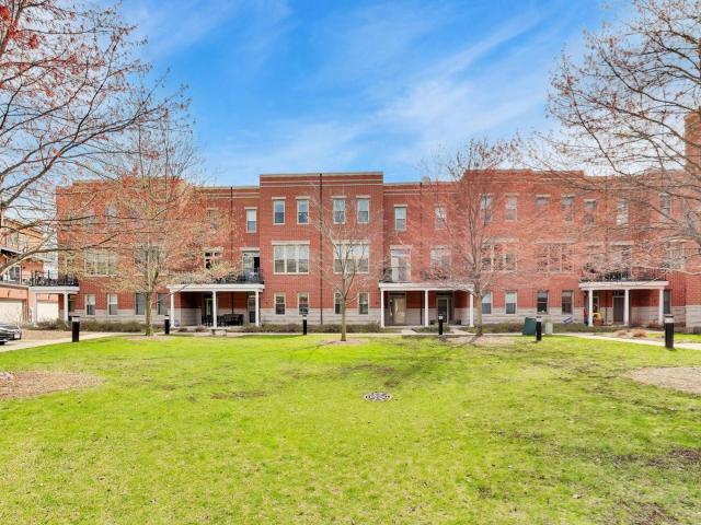 4010 N Clark St, Unit C, Chicago, IL 60613 | Compass