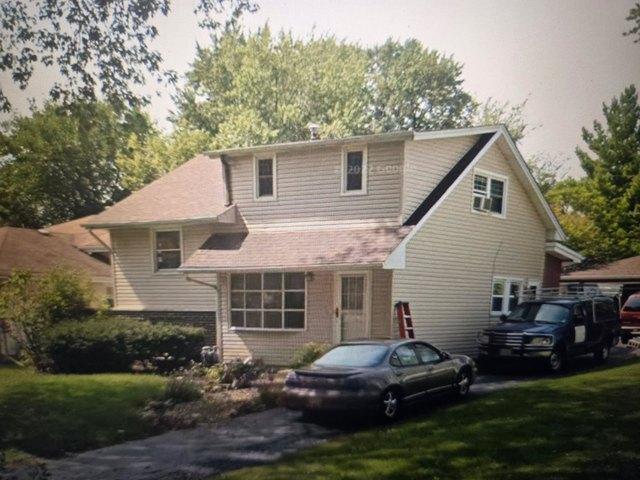 4010 N Washington St, Westmont, IL 60559