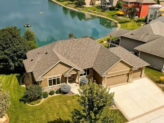 4010 Autumn Lake Ct SW, Rochester, MN 55902