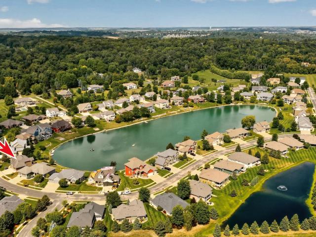 4010 Autumn Lake Court SW