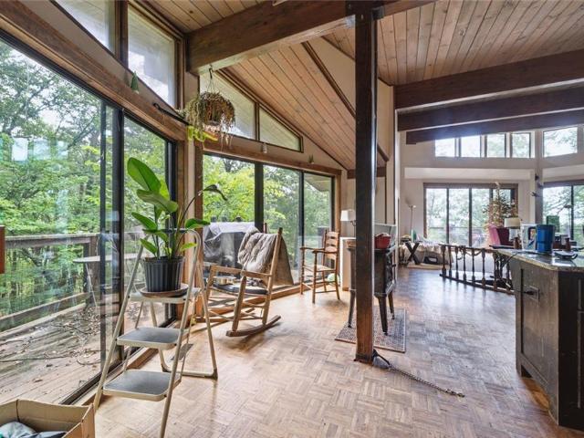 4010 Hwy 136 E