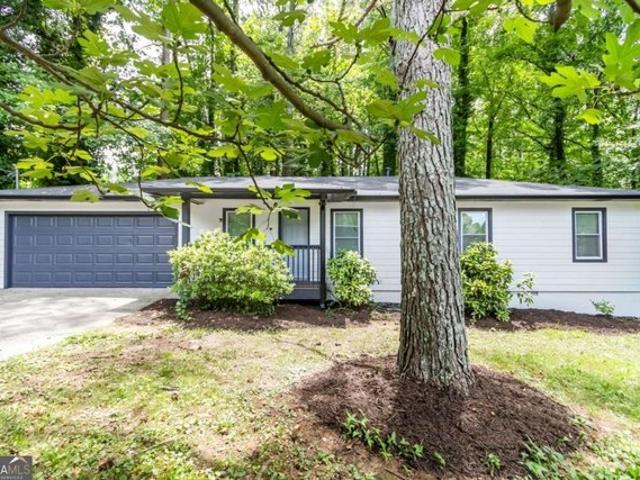 4010 Kennesaw Dr NW, Kennesaw, GA 30152