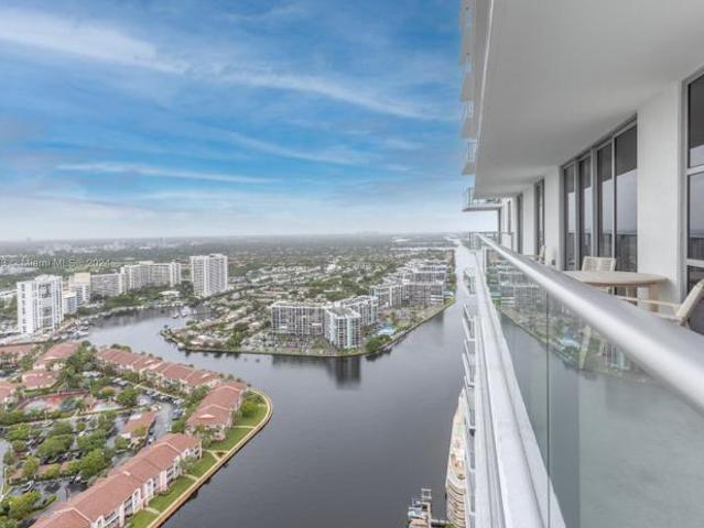 4010 S Ocean Dr #T3504, Hollywood, FL 33019