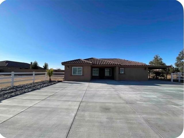 4010 th St W, Palmdale, CA 93551