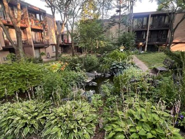 4010 15th Ave S Unit 12D, Minneapolis, MN 55407