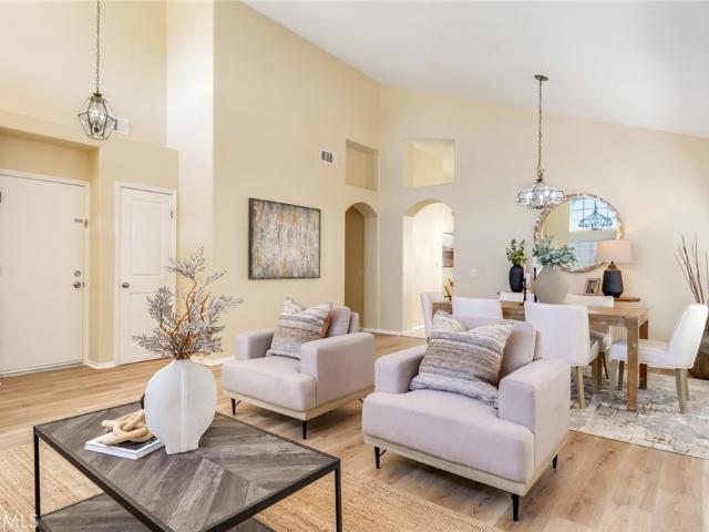 40115 Ravenwood