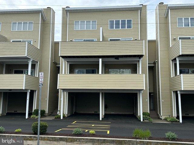 40118 N Carolina Ave, Fenwick Island, DE 19944