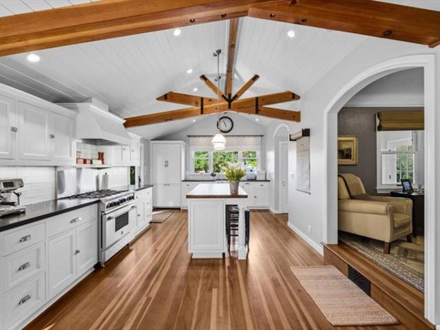 4011 E 3rd Ave, Napa, CA 94558