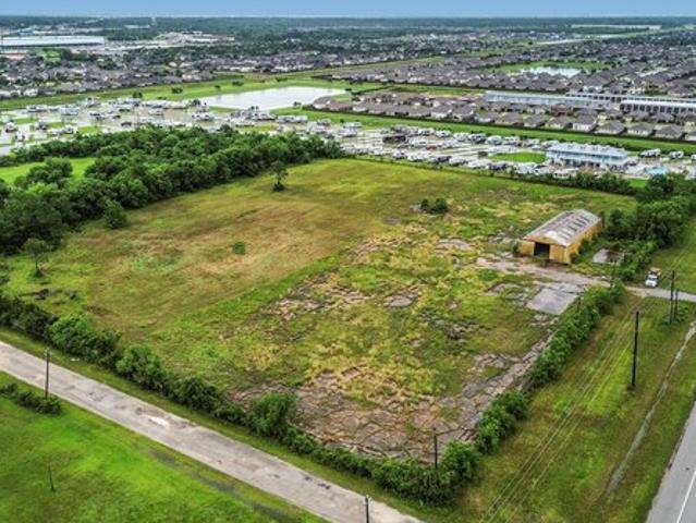 4011 FM 2004 Rd, La Marque, TX 77568