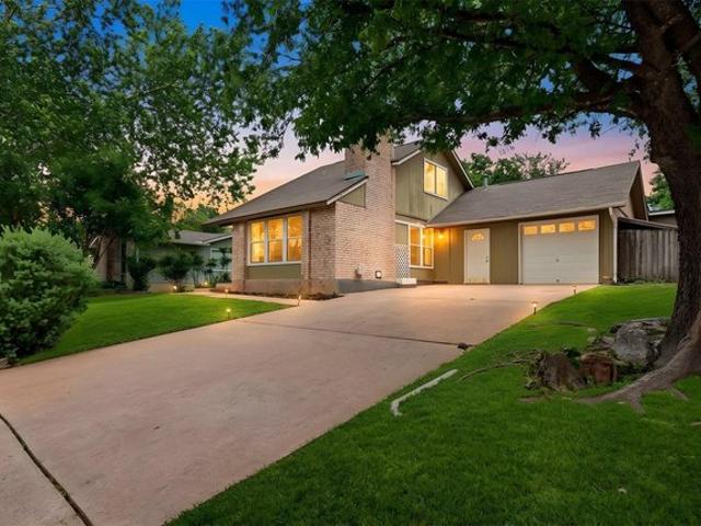 4011 Hillside Dr, Round Rock, TX 78681