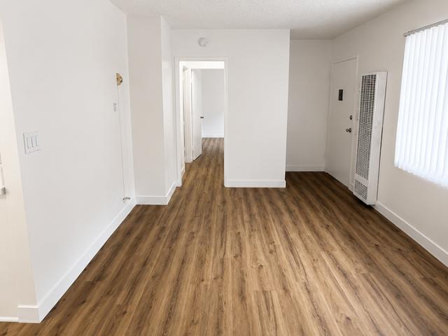 4011 W. 129th Street 2 Bedroom Apartment for Rent at 4011 W 129th St, Hawthorne, CA 90250