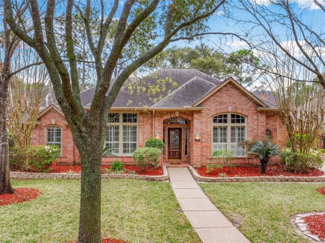 4011 W Pine Brook Way, Houston, TX 77059 | MLS #65101