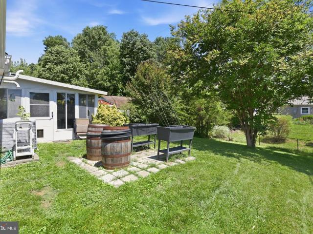 4011 William Lane