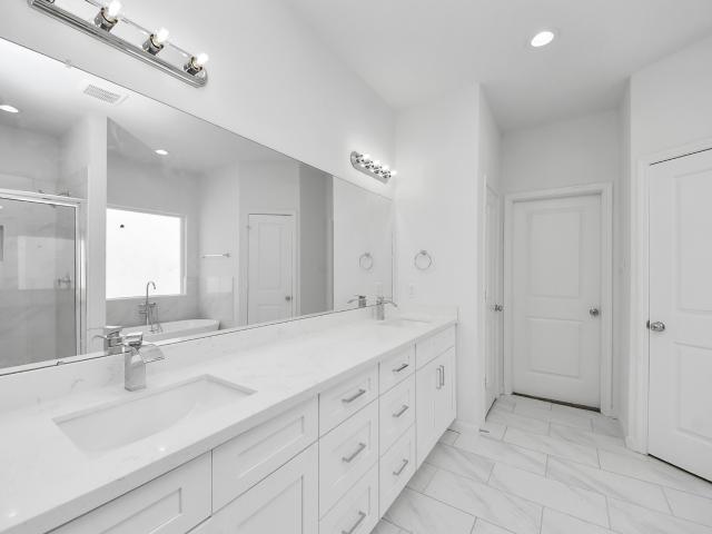 4012 McKinley St, Houston, TX 77051 | MLS #79130 | Compass