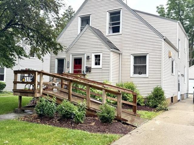 4012 Taft Rd, Kenosha, WI 53142