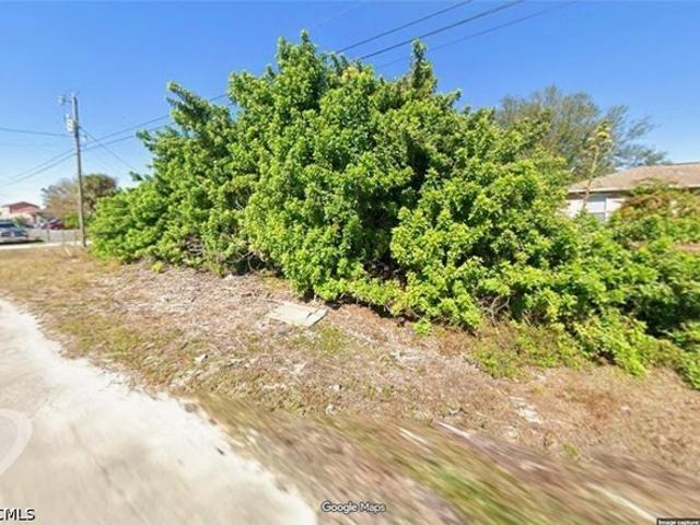 4012 26th St SW, Lehigh Acres, FL 33976