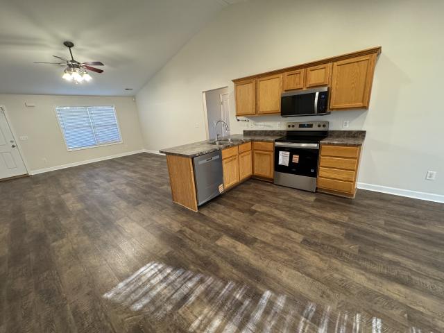 4013 Nuthatch Rd