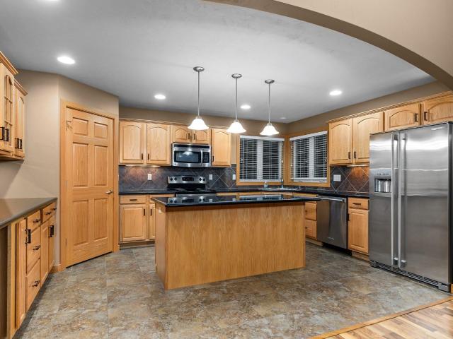 4013 e benvalley drive