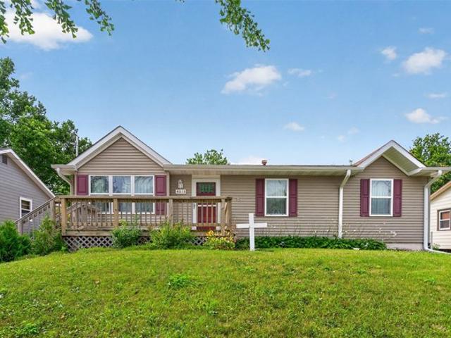4013 E Garden Ave, Des Moines, IA 50317