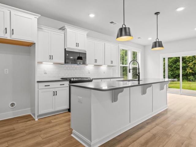4013 Gaskill Dr