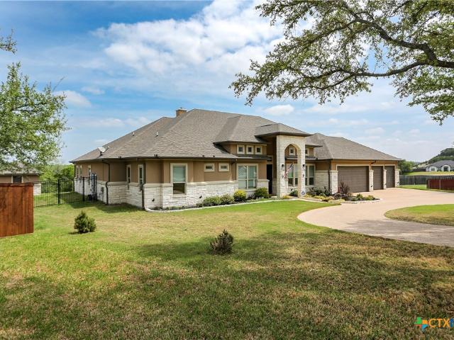 4013 Turning Leaf Drive