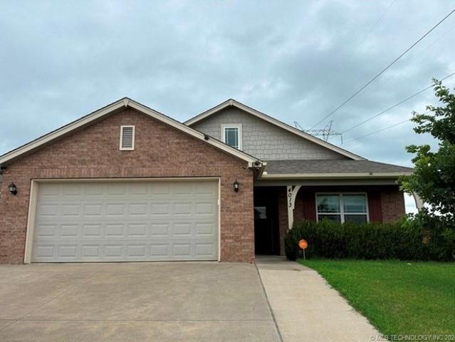 4013 W 105th St S, Jenks, OK 74037