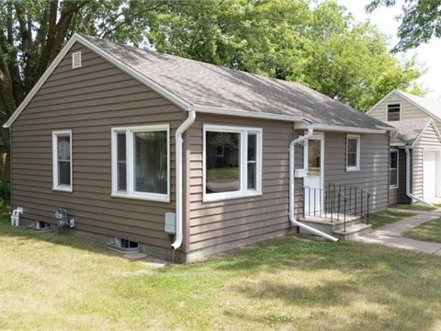 401 13th Ave NE, Austin, MN 55912