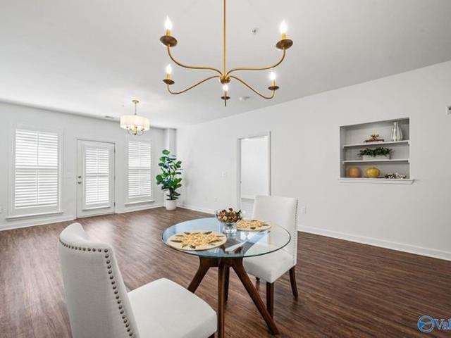 401 20th St S Apt 302, Birmingham, AL 35233