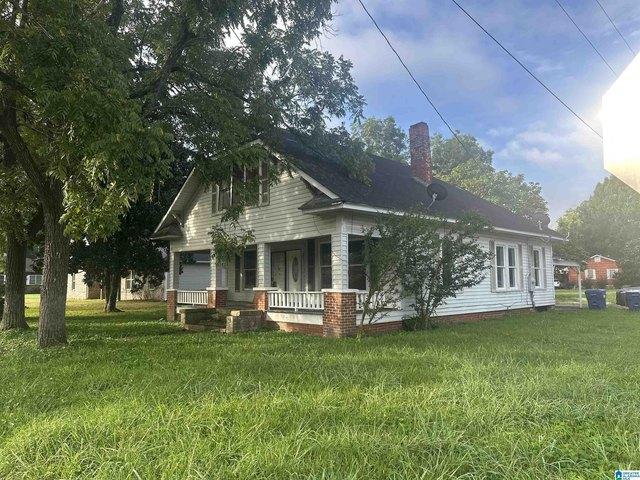 401 2nd St, Oneonta, AL 35121