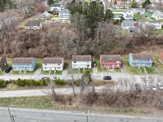401 413 Wahconah St, Pittsfield, MA 01201