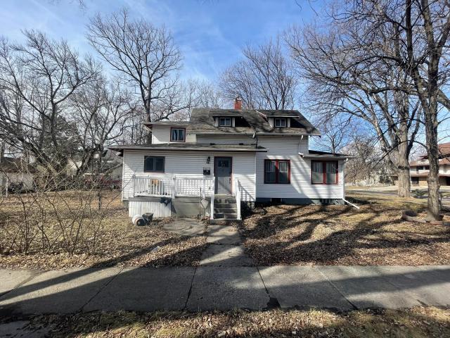 401 5th Street S
