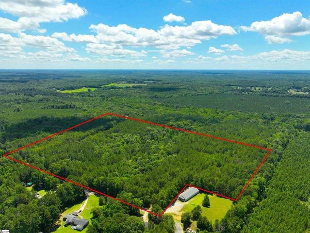 401 Coleman Rd, Clinton, SC 29325
