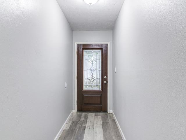 401 Castlelake Dr, Friendswood, TX 77546 | Compass
