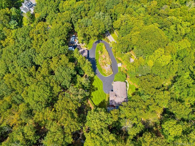 401 Chestnut Ridge Road
