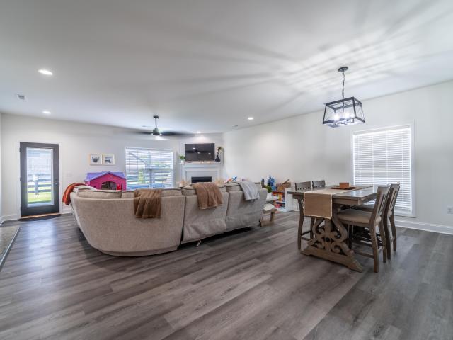 401 Cheyenne Court