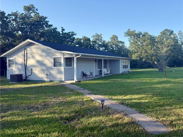 401 Chinaberry Lane