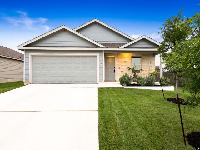 401 Alta Vista Ter, Seguin, TX 78155 | MLS #1959