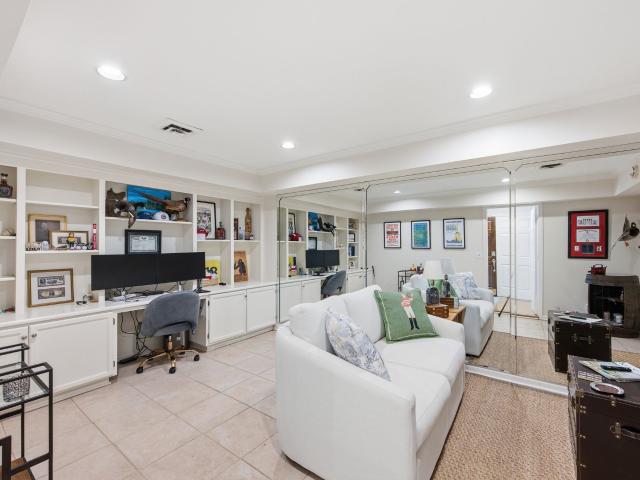 401 Bowling Ave # 76