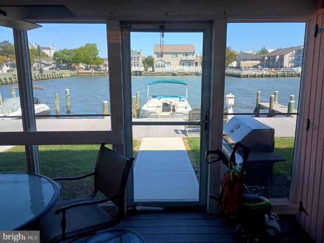 401 Bayshore Drive # 6
