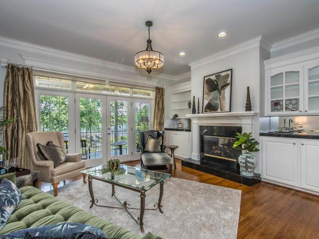 401 Bent Oak Court