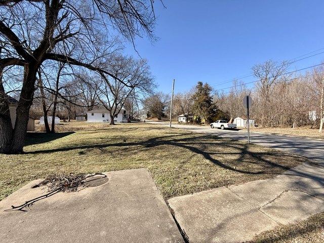 401 Benton Ave, Marshall, MO 65340