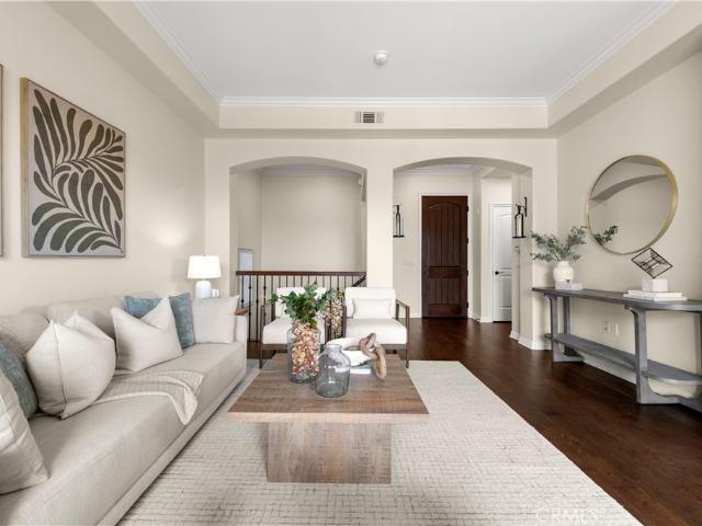 401 Bernard Street 409