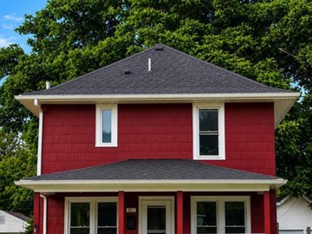 401 Berrien St, Buchanan, MI 49107
